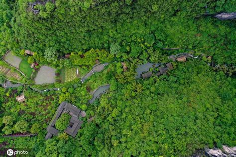 航拍重庆酉阳退化天坑 世外桃源显现 搜狐大视野 搜狐新闻