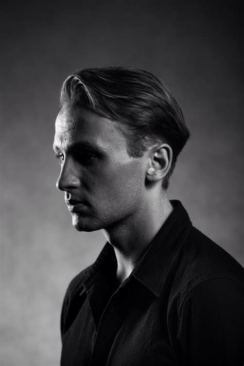 Paweł Tomaszewski On Behance