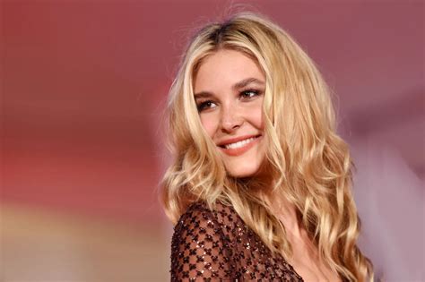 Isabel May Relationship Status Social Media And Net Worth
