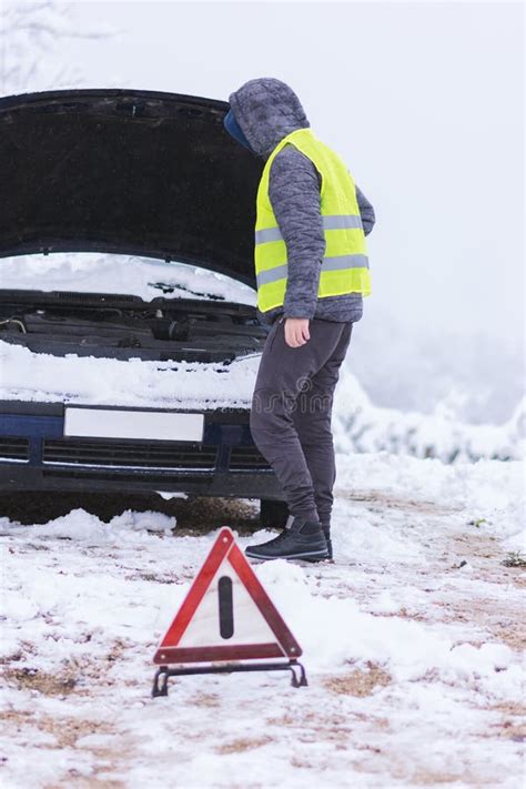 Man Solving Problem With Car Waiting For Car Services Stock Image Image Of Driver Motor