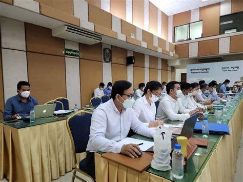 មន្រ្តីជាន់ខ្ពស់ក្រសួង ពាណិជ្ជកម្ម ៖ ជំរុញឲ្យក្រុមការងារនីមួយៗ ពន្លឿនការងាររបស់ខ្លួន