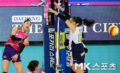 김연경 강력한 스파이크 MK포토 MK스포츠