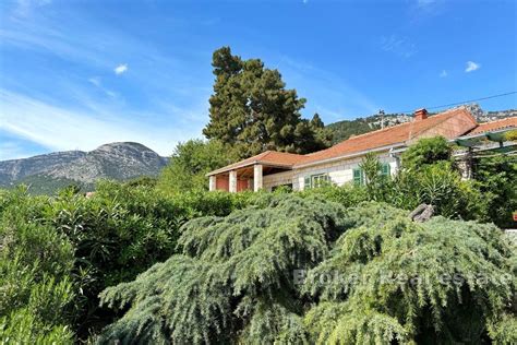 Hrvatska Brač Kuća Prvi Red Do Mora Broker Nekretnine