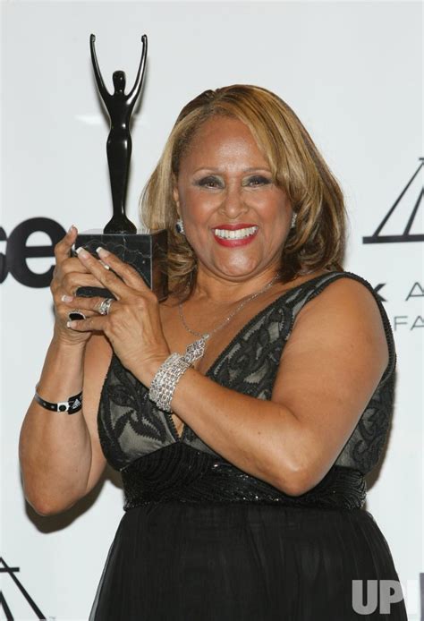 Photo Darlene Love Is Inducted Into The Rock And Roll Hall Of Fame
