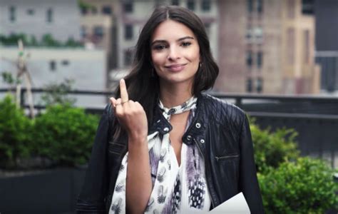 Emily Ratajkowski Scrolller Emily Ratajkowski Scrolller