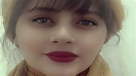شاهد ماذا فعلت شرطة الأخلاق مع مهسا الفتاه الجميله بسبب شعرها Youtube