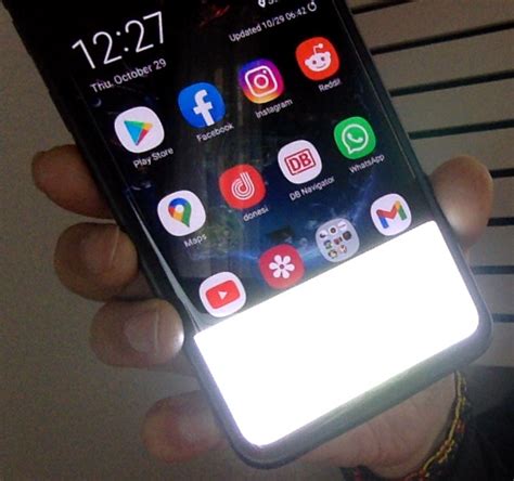 solved white bar on bottom of screen anyone else page 2 samsung