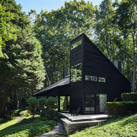 Old Sag Harbor Road House By Blaze Makoid Sits In Hamptons Forest