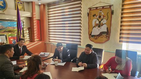 Зав Завхан аймгийн Их Уул сумын Засаг даргын Тамгын газар