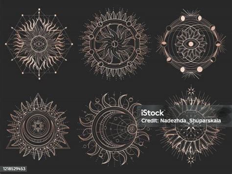 검은 색 배경에 신성한 기호와 형상 그림의 벡터 세트입니다 연금술에 대한 스톡 벡터 아트 및 기타 이미지 연금술 0명 Freemasons Istock