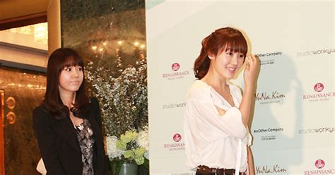 포토엔 핑클 이진 성유리 함께 왔어요