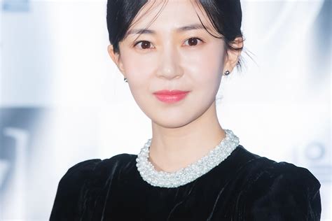 [포토] 백진희 강렬한 후광 Bnt뉴스