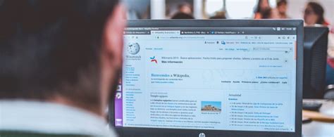 Wikipedia Y Los Medios De Comunicación ¿cómo Se Enlazan Estos Mundos