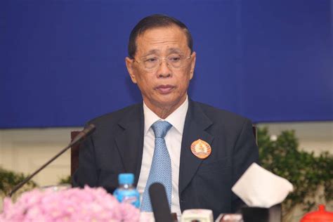 លោក សុខ ឥសាន បរិយាយ ពីនេះពីនោះពាក់ព័ន្ធកម្ពុជា ត សារព័ត៌មាន នគរវត្ត