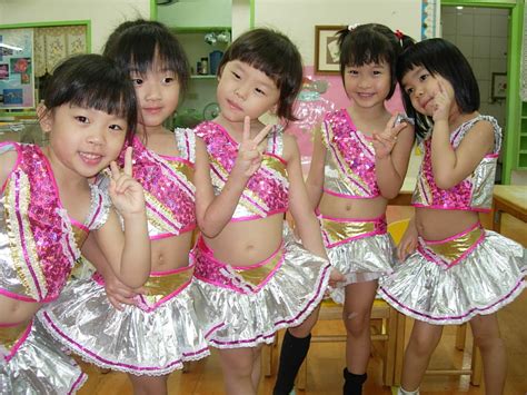 舞衣試穿 要來看我們表演唷 28 臺北市私立大大樹幼兒園 Flickr