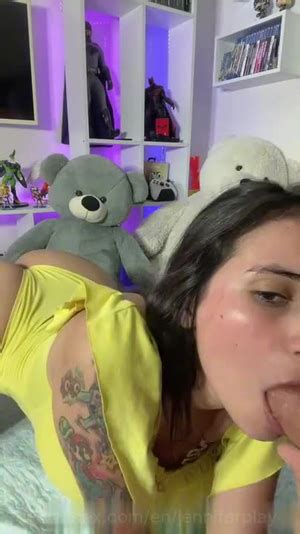 Jenniferplay Asi Es Como Se Debe Hacerse Correctamente 😏🤤🤤 Jenniferplay Asi Es Como Se Debe Hacerse Correctamente 😏🤤🤤
