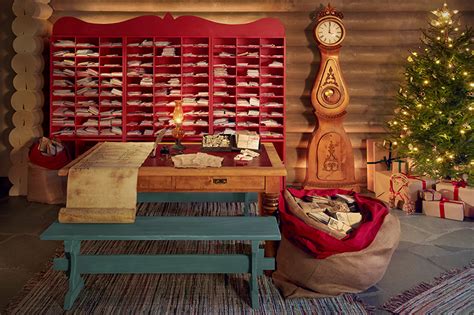 에어비앤비 다가오는 크리스마스 산타를 도와줄 엘프 모집 마리끌레르 코리아 Marieclairekorea