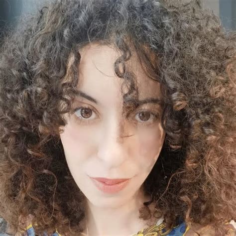 Kįmª ⵃⴰⴽⵉⵎⴰ Hakima Ait Haddou • Threads Say More