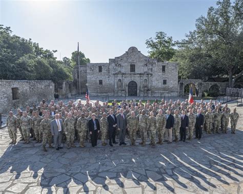 Imcom Leaders Gather To Discuss Services Quality Of Life Article