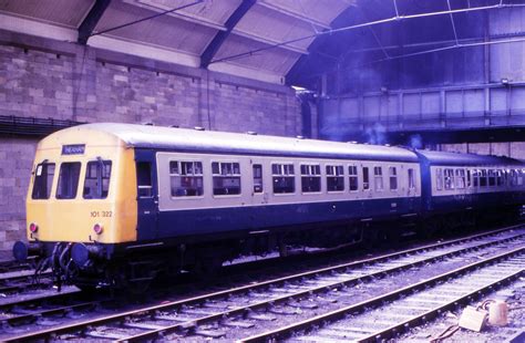 Set 101322 51250 Class 101 Driving Motor Brake Standard Metro