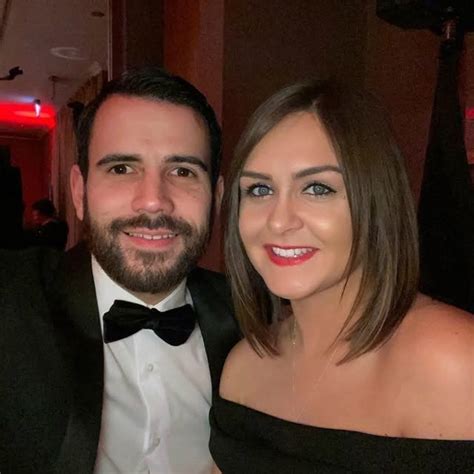 L A U R A L O U I S E W H I T W O R T H Laura Whitters On Threads