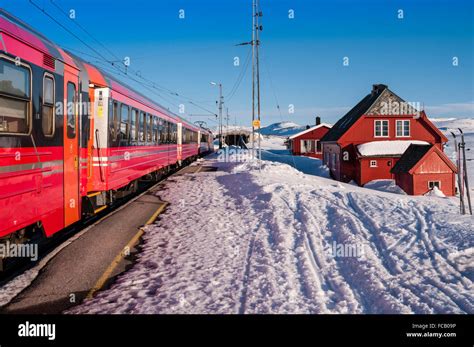 Train Stops At Finse Train Station Railway Bergen Oslo Hardangervidda