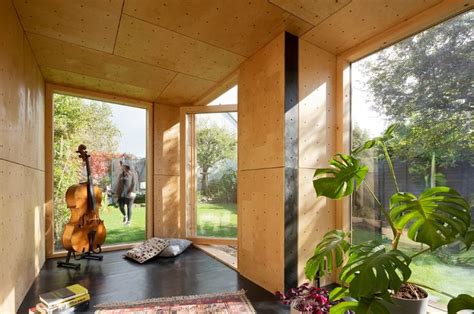 This Modern Homebuilding System Relies On Robotics And Custom Automation To Build Prefabricated