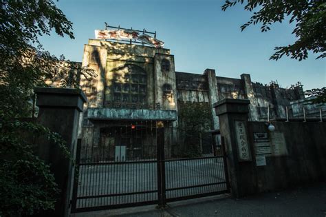 富士急ハイランド「戦慄迷宮」再始動 ルート完全変更、霊安室など新設 富士山経済新聞