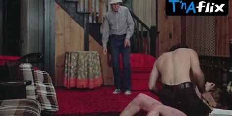 Camille Keaton Butt Bush Scene In I Spit On Your Grave Tnaflix Com