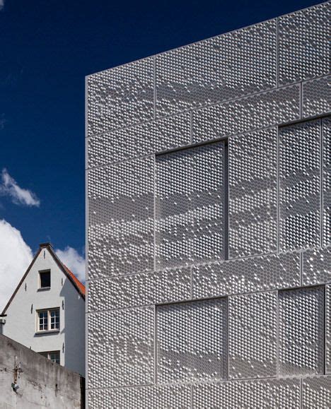 어반 픽셀 패턴 파사드 디자인 Chris Kabel Bent Facade Architecture Facade Design Facade