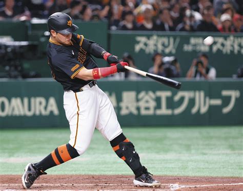 巨人・岡本和真、リーグトップに並ぶ3号ソロ本塁打 『打った瞬間』の完璧な当たり：中日スポーツ・東京中日スポーツ