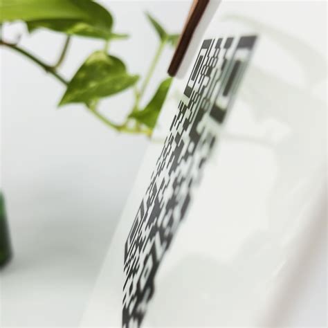 ‎کادویی دکوری تبلیغاتی و تزییناتی طرح و هنر‎ ‎استند منوی کیو آر کد مدل Th 42646، ترکیبی زیبا