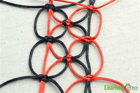 Alternating Square Knots Tutorial On Making A Net Like Pattern Square