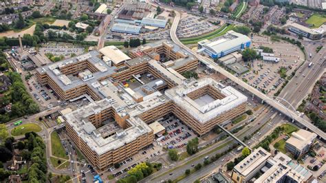Willmott Dixon To Replace 18000 Sq M Of Windows In Hospital Eco Drive