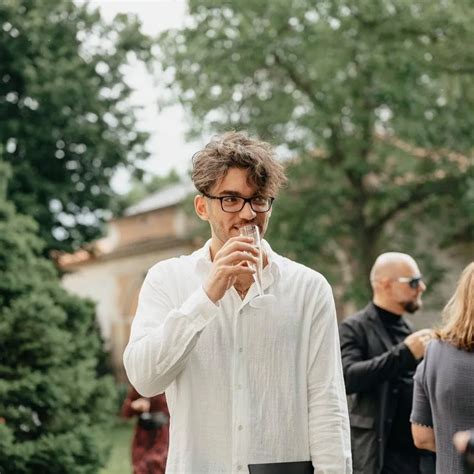 100 Custom Gpts Toolkit Create Custom Versions Of Chatgpt In One Click