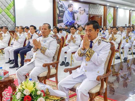 រដ្ឋបាលខេត្តកំពង់ឆ្នាំង ប្រារព្វពិធីបុណ្យចម្រើនព្រះជន្ម ព្រះកុណាព្រះបាទ សម្តេចព្រះបរមនាថ នរោត្តម