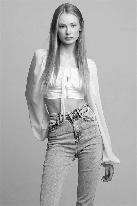 Liza Kordunovych Kmodels