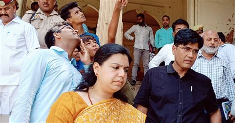 मिर्जापुर में गंगा दशहरा उत्सव का इस बार चढ़ेगा खास रंग Dm दिव्या