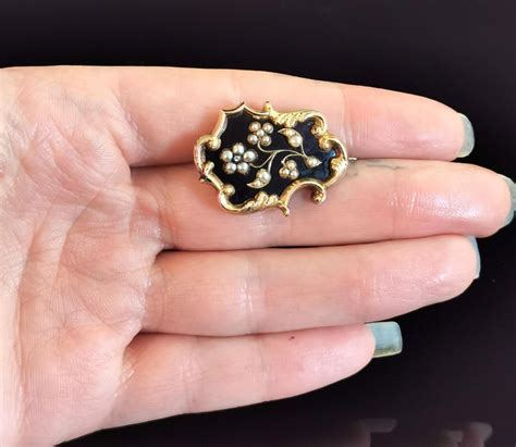 Antique Mourning Brooch Forget Me Not Flower Black Enamel 9k Gold