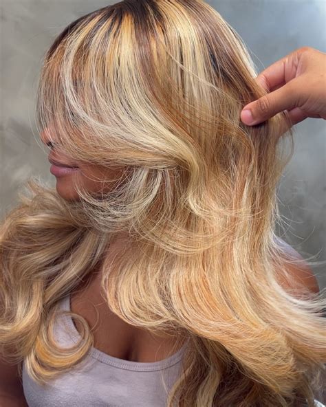 Dallas Hairstylist Add Layers To Your Next Style 🏆 Let This Be Your Next Inspo💕 November 12th