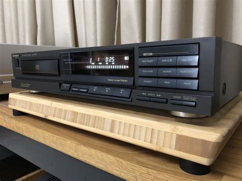 Vând Cd Player Technics Sl P202A audioweb