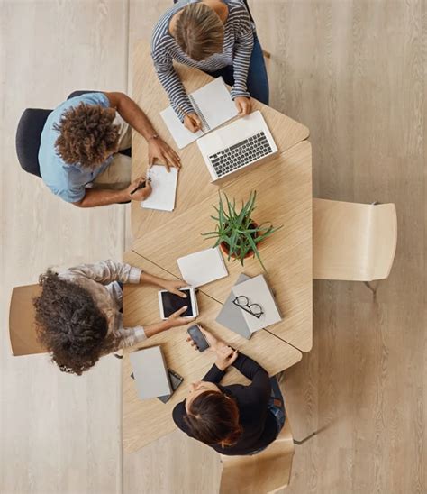 ارتباط با ما دکوراسیون داخلی بهرنگ