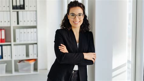 What Does An Executive Assistant Do