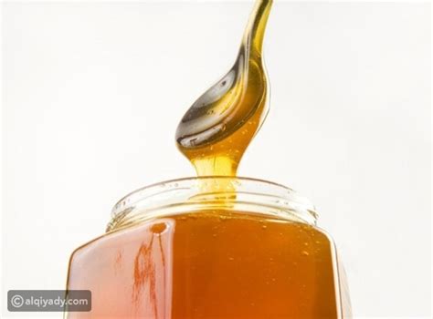 ما كمية السكر الموجودة في ملعقة العسل؟