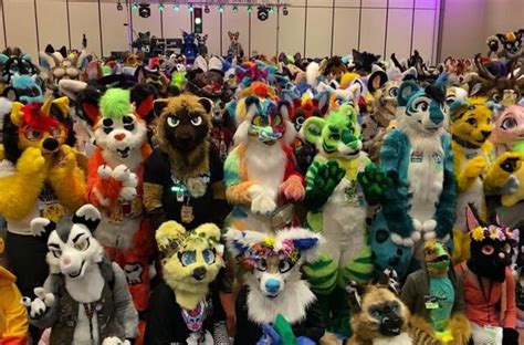 Kodėl Vaikai Rengiasi Ir Elgiasi Kaip Gyvūnai