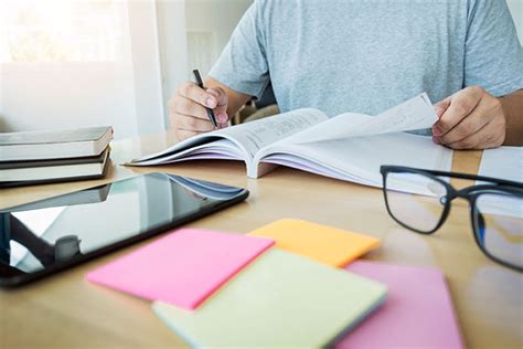 sci期刊的投稿须知可以在哪看呢 艾思科蓝