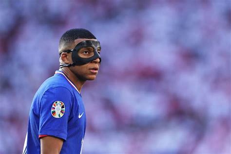 ‘우승 후보 잉글랜드·프랑스 기대 이하 경기력 속 나란히 무승부