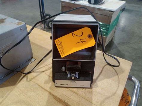 Argus Dual Eight Editor Viewer Assiter Auctioneers