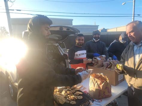 Yuvraj Singh On Linkedin Communityunity Feedingthehomeless Togetherwemakeadifference