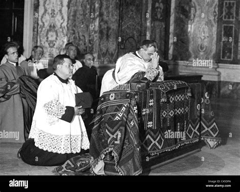 Cardinal Eugenio Pacelli Fotos Und Bildmaterial In Hoher Auflösung